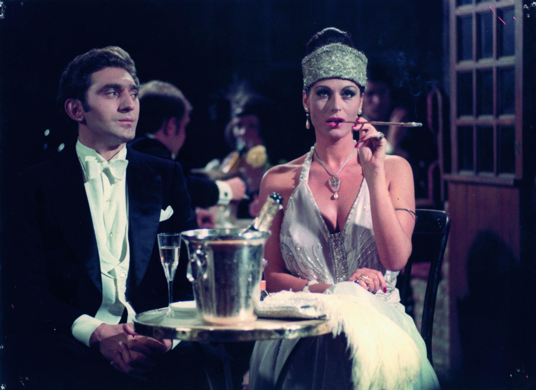 Chronicle Of A Passion - Rolande - Flanders Image